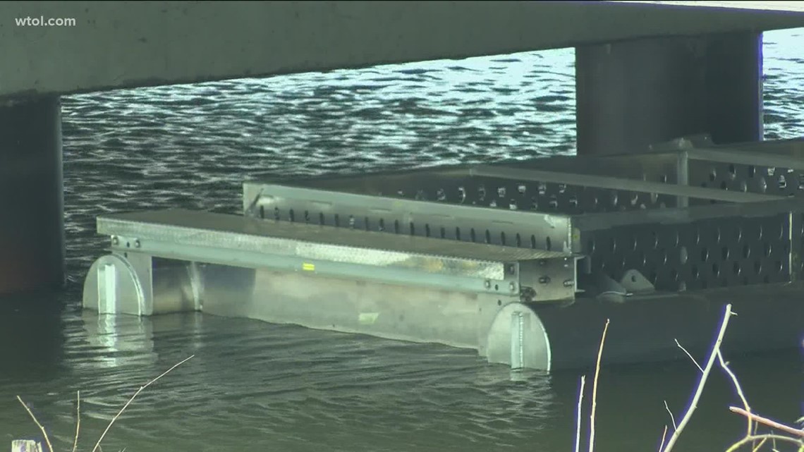 Toledo 'trash trappers' aim to protect waterways feeding into Lake Erie ...