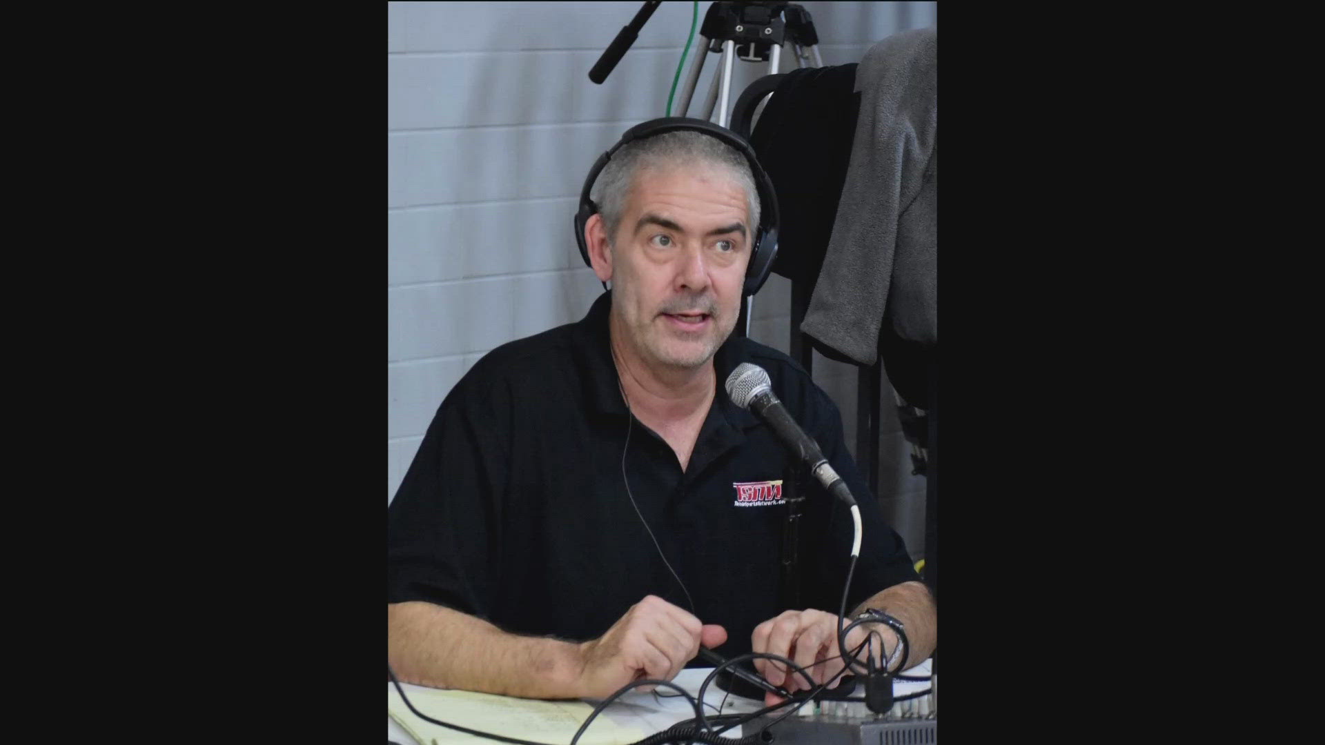 Mike 'Jamo' Jameson, Toledo TV, radio host dies | wtol.com