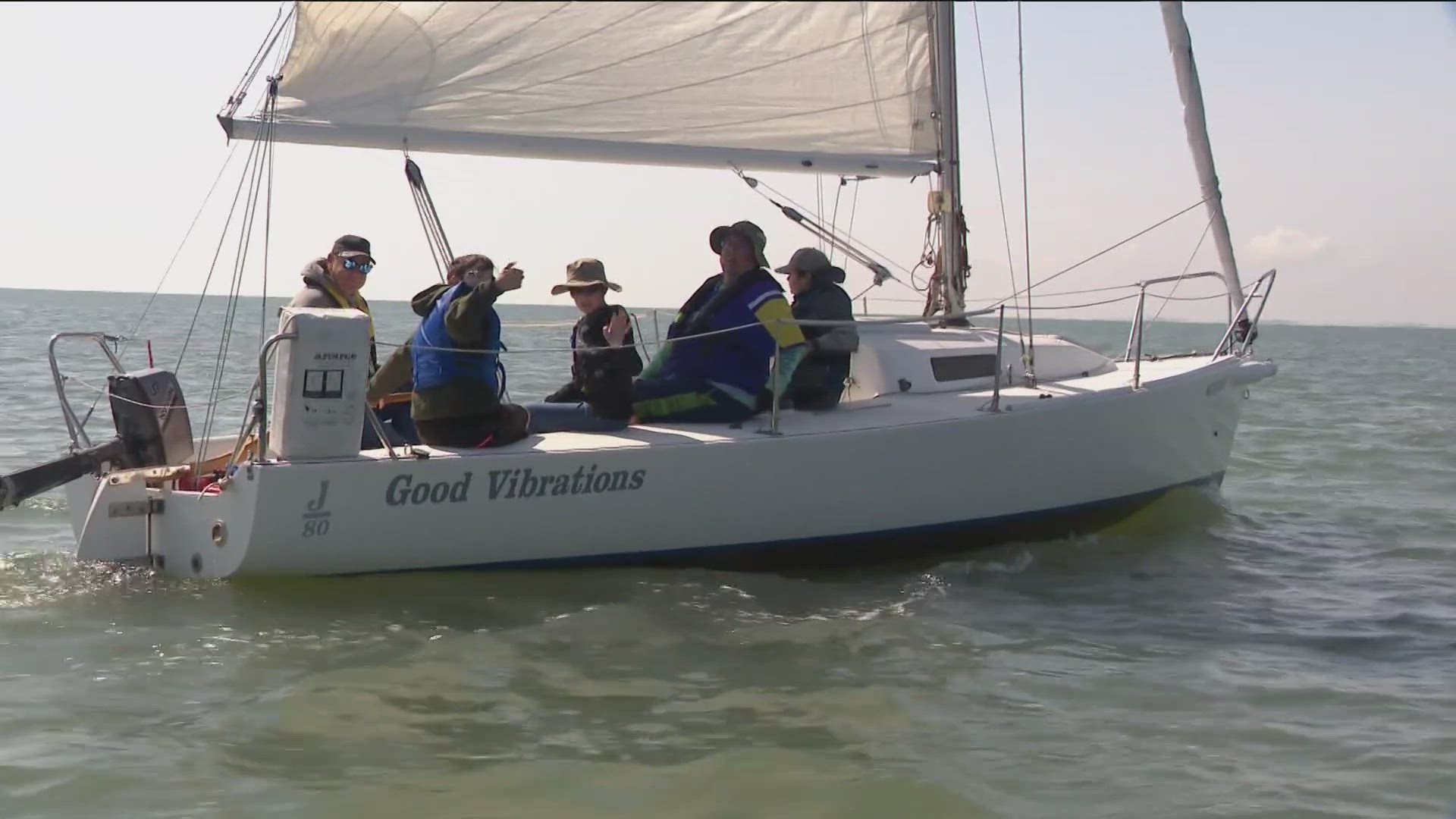 Yacht club hosts camp to teach kids with autism how to sail | wtol.com
