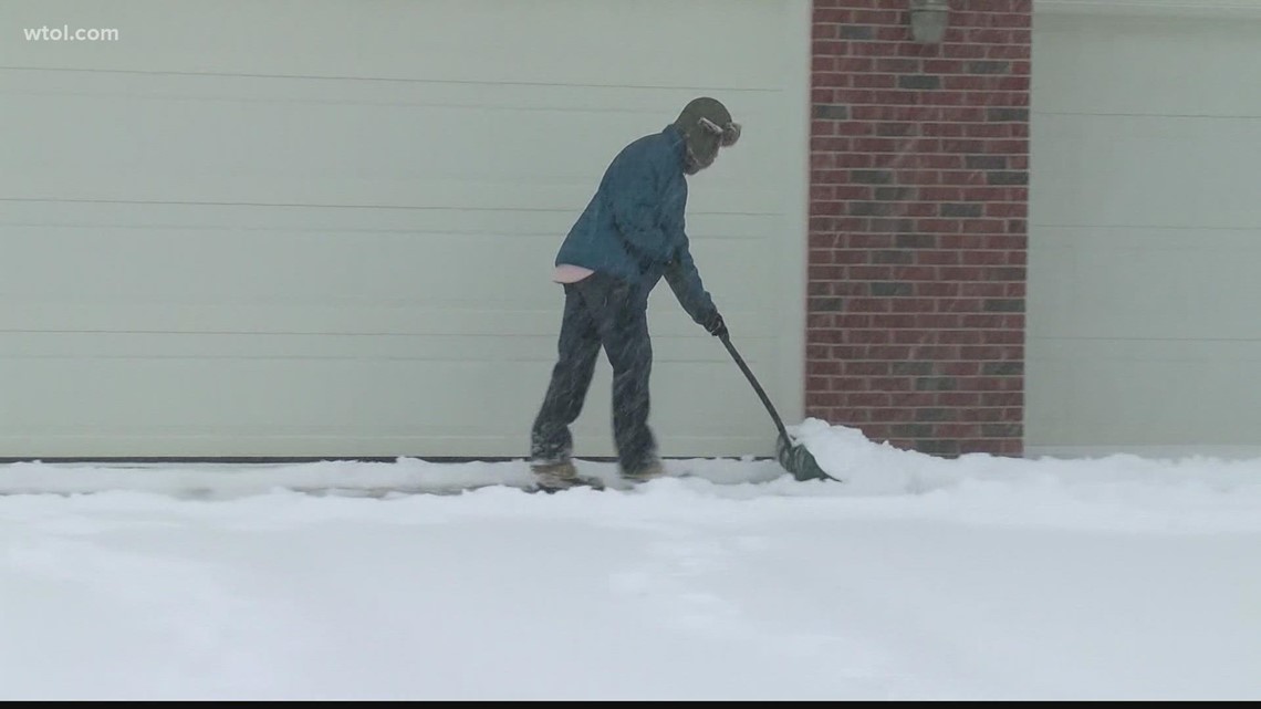 Shovel Snow Safely With These Tips Wtol