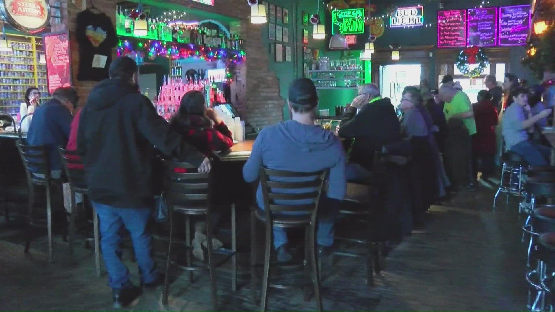 Wembanyama's Spurs emerge as threat to defending champion Thunder after ...