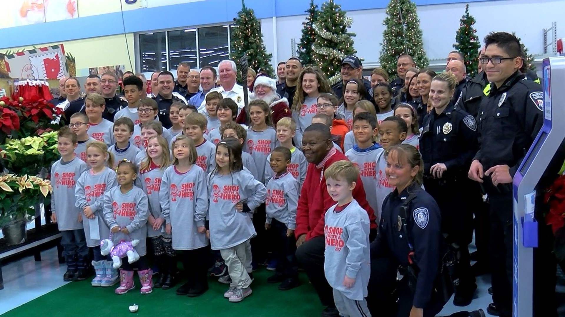 Maumee Police Department hosts 'Shop with a Hero' | wtol.com