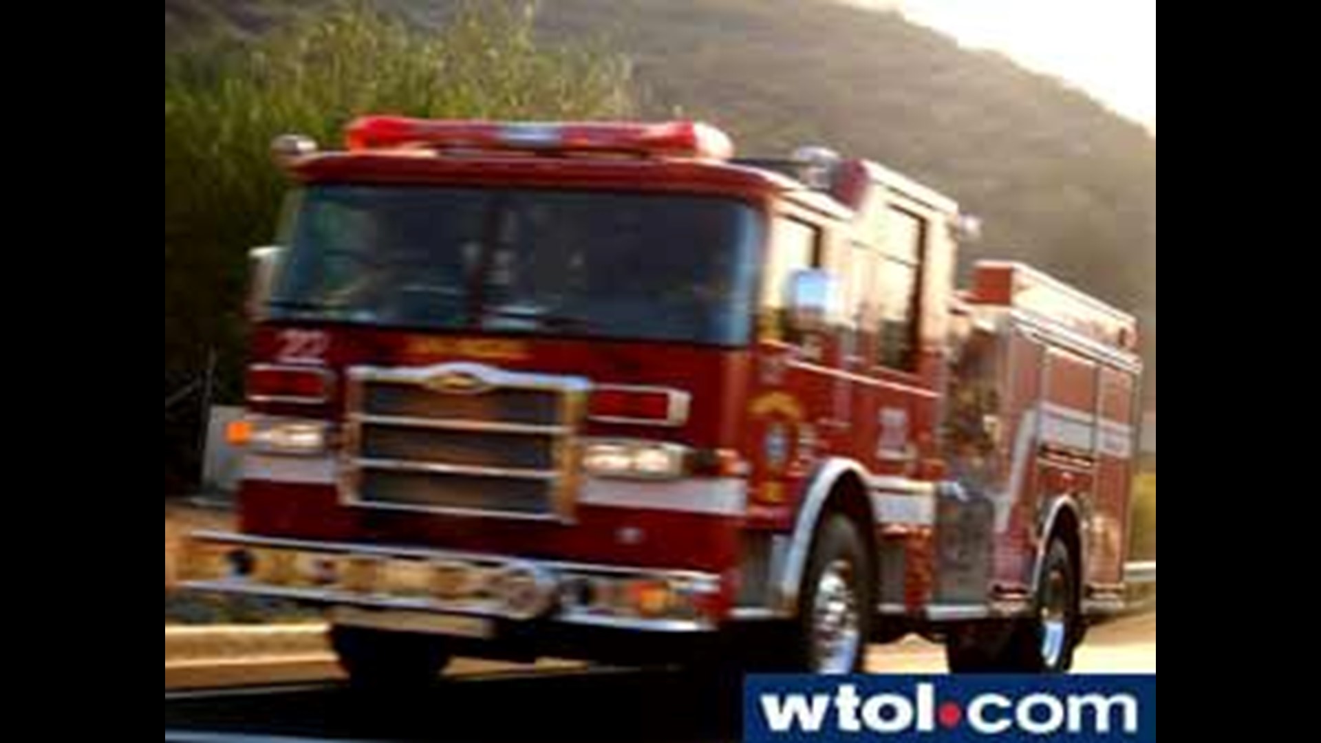 Defiance fire crews douse fire at Defiance Fire Department building ...