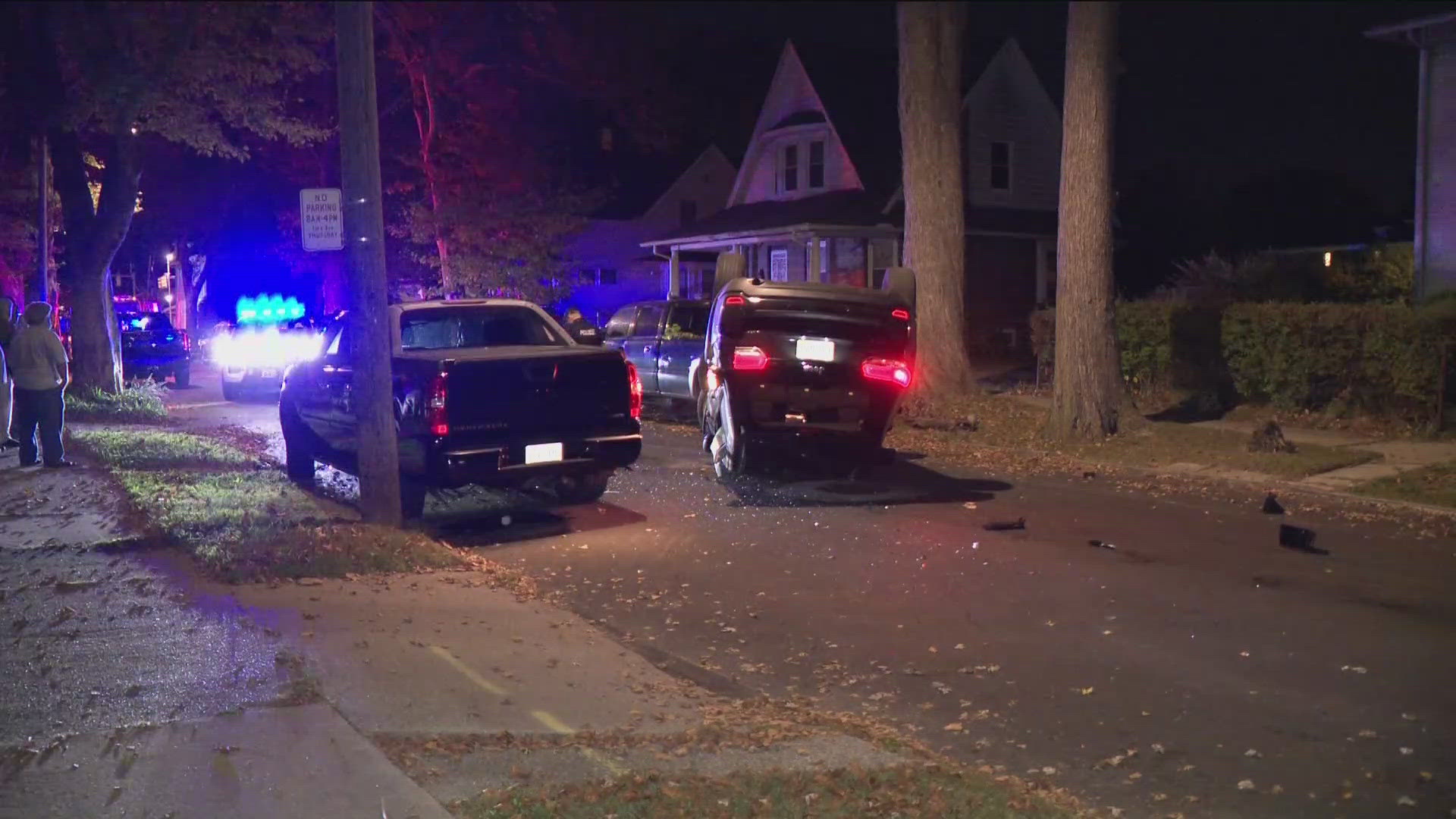 Driver crashes into 3 vehicles before flipping upside down in central ...