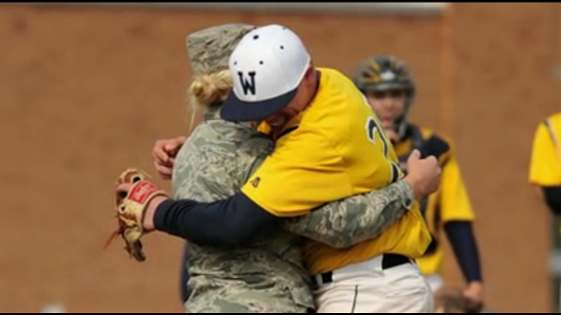 Military dad, sister surprise Whitmer student at baseball game | wtol.com