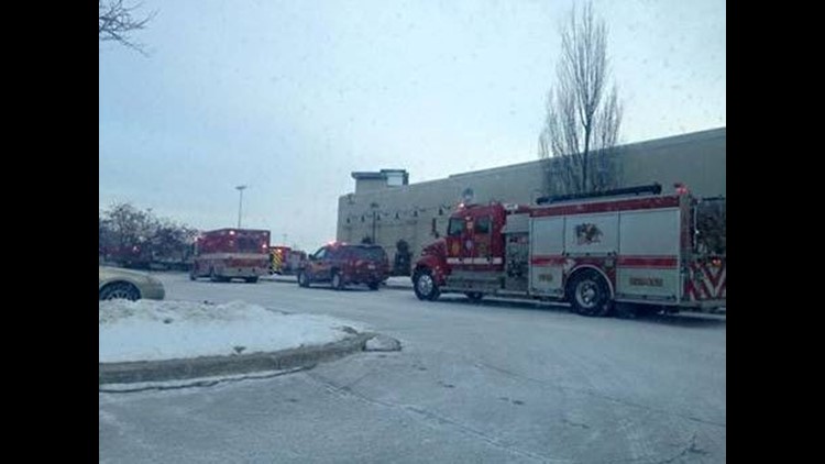 Two stores remain closed following Franklin Park Mall fire | wtol.com