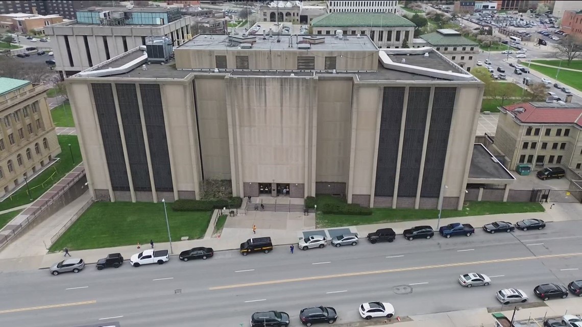 Lucas County jail reports death of person in custody | wtol.com