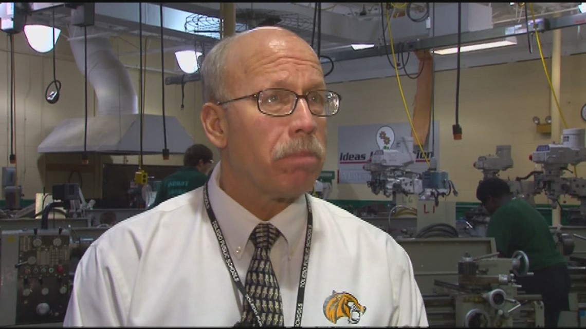 Toledo Technology Academy director Gary Thompson dies at 72 | wtol.com