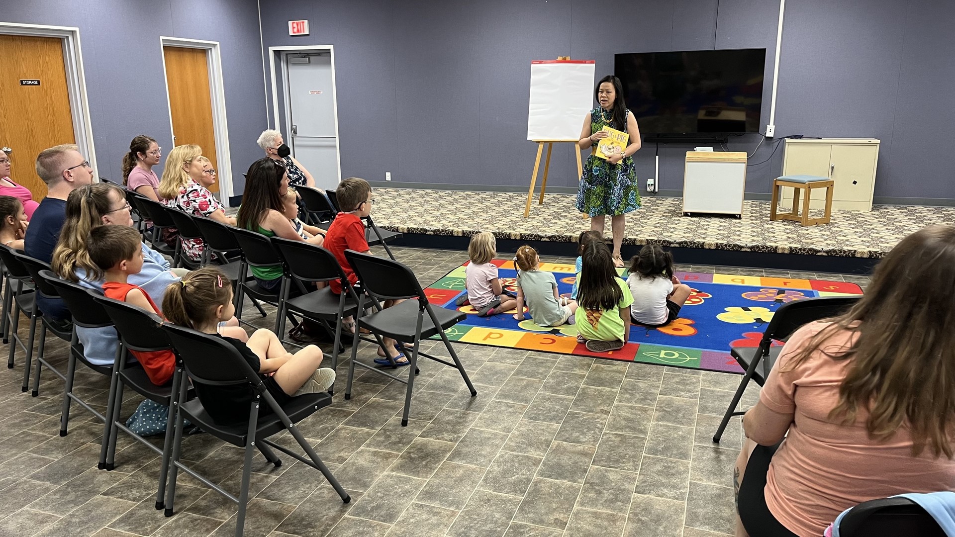 Author, illustrator Joyce Wan visits the North Baltimore library | wtol.com