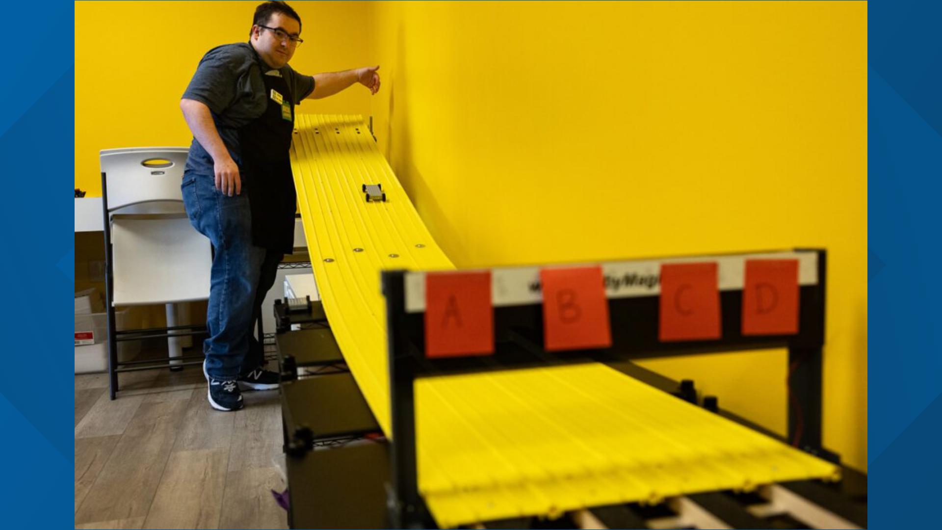 Bricks & Minifigs Lego resell store in Toledo a space for all abilities ...