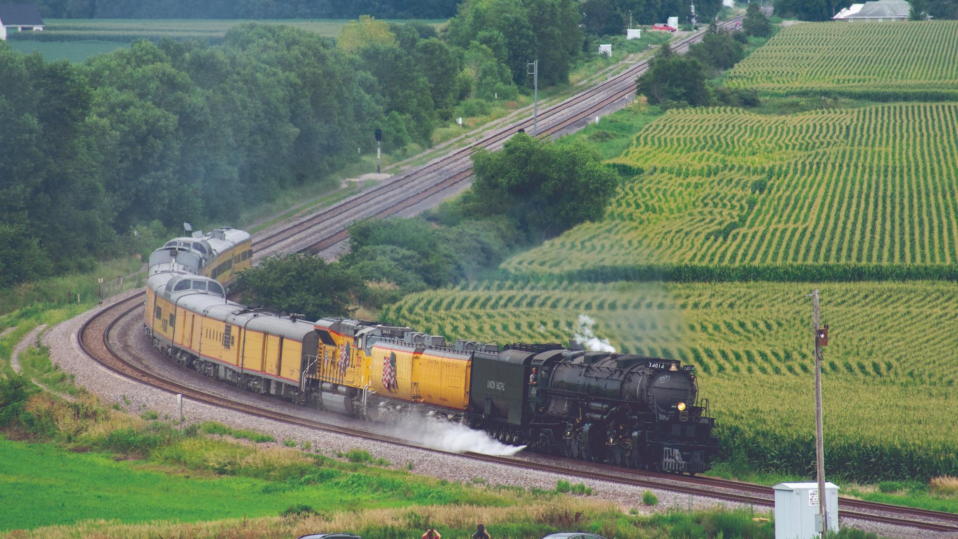 World's largest operating steam locomotive 'Big Boy' to make stop in ...