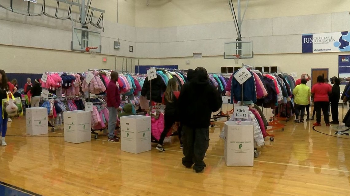 Coat drive aims to keep kids warm during winter months | wtol.com