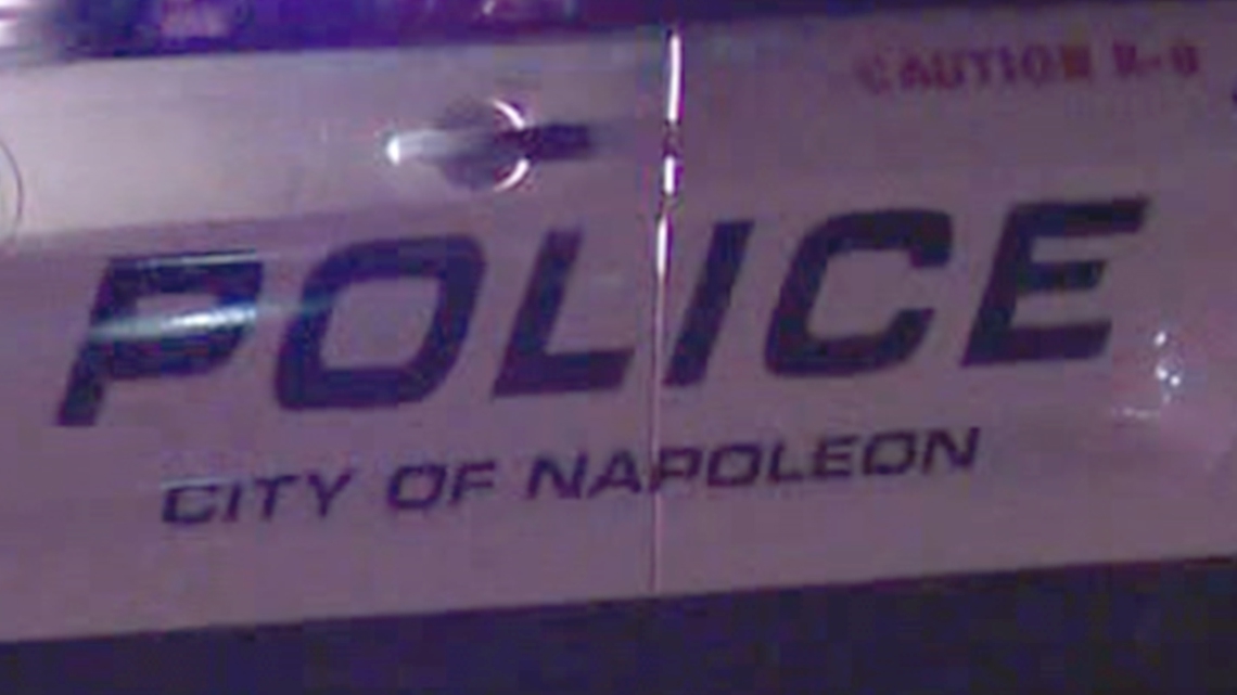 Napoleon police, community mourning loss of officer | wtol.com