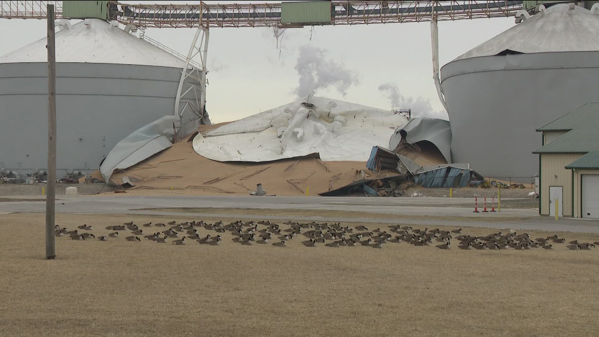 The Andersons grain bin collapses in south Toledo on Tuesday | wtol.com