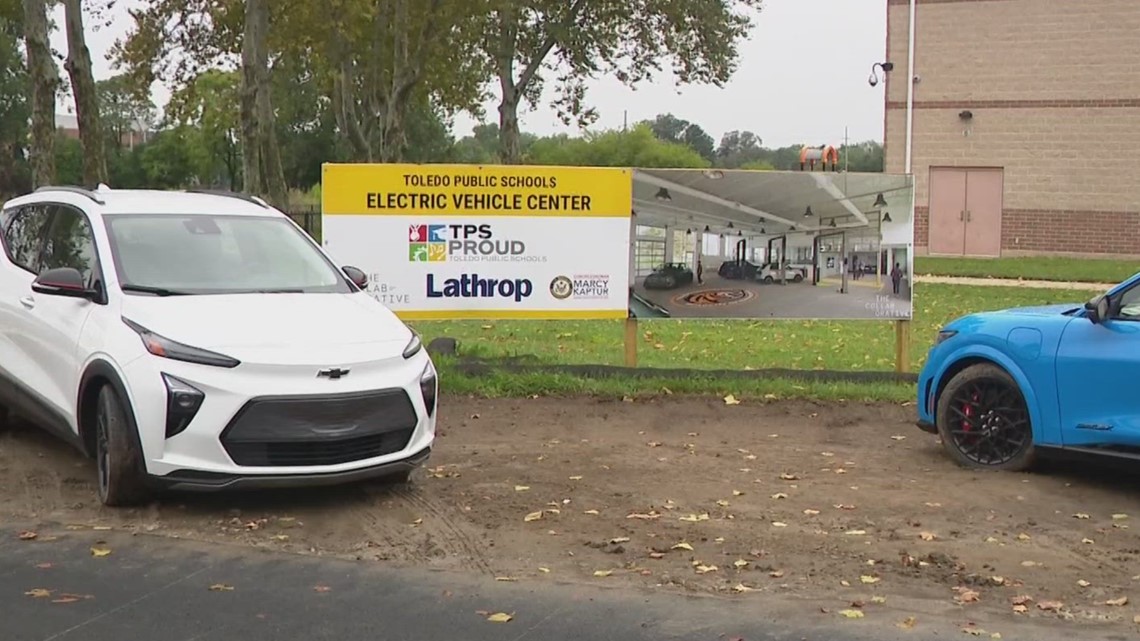 Toledo Public Schools announces new Electric Vehicle Center | wtol.com
