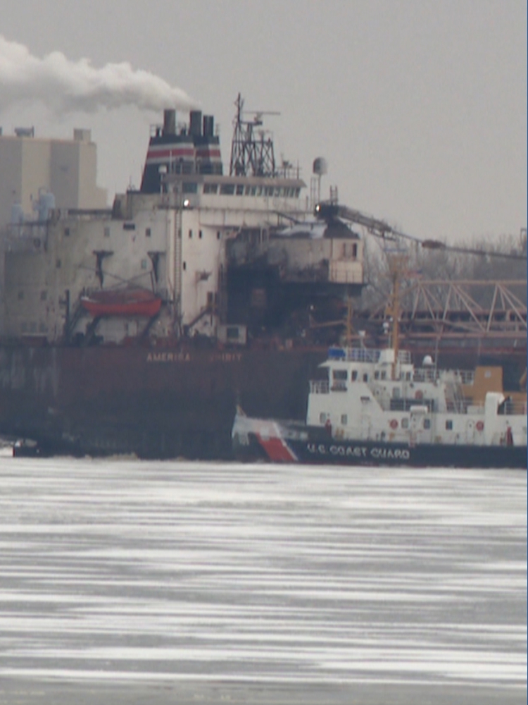 Coast Guard ice cutter escorts freighter through Lake Erie | wtol.com