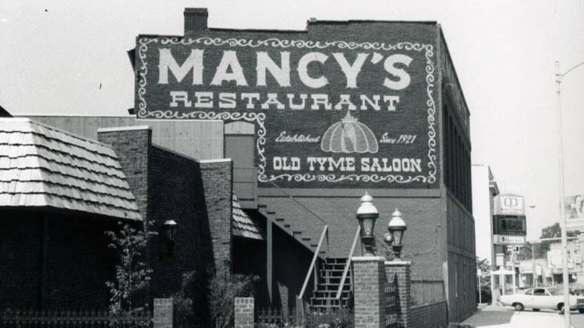 West Toledo staple celebrates 100 years | wtol.com