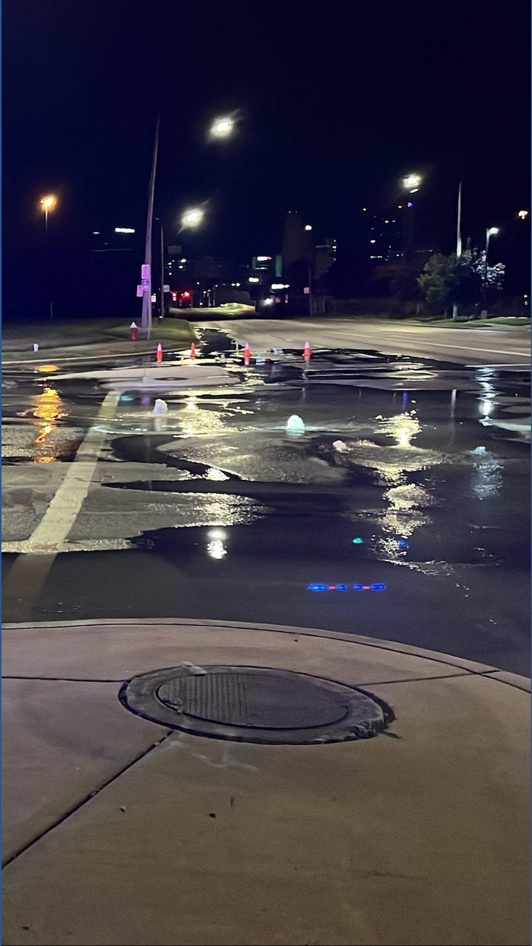 Early-morning water main break disrupts traffic in central Toledo ...