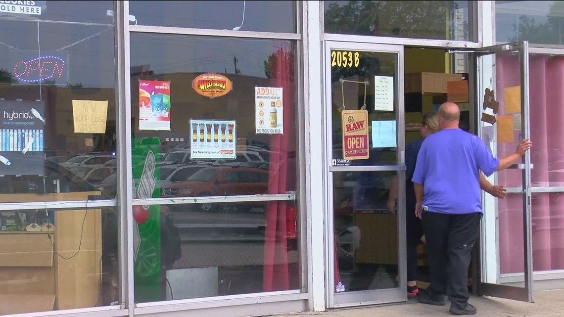 Teens face criminal charges for allegedly threatening to rob Oregon ...