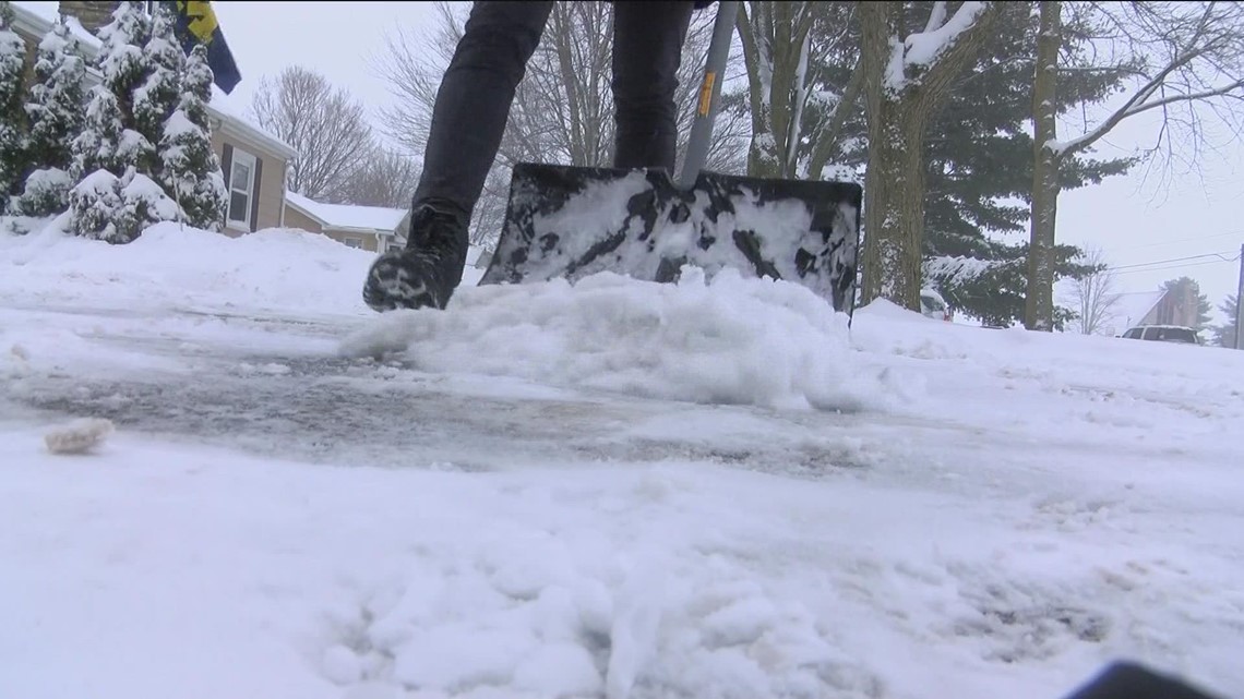 Tips on how to safely shovel snow | wtol.com