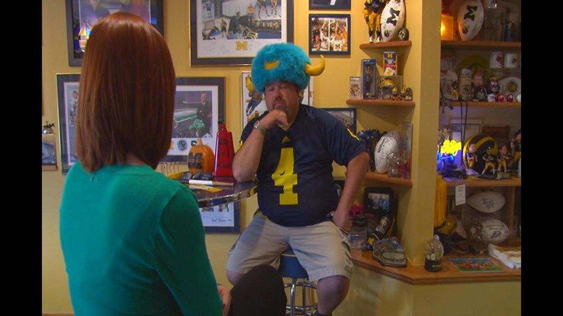 What it takes to be an 'original Michigan super fan' | wtol.com