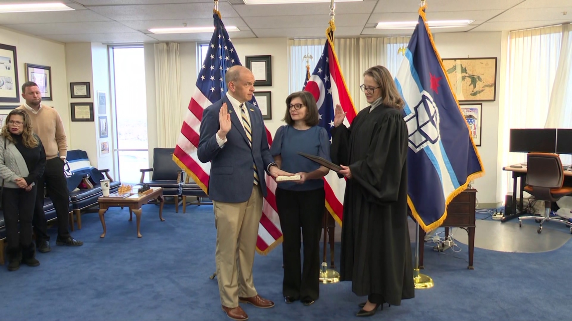 Toledo mayor sworn in for historic third term; wants to focus on ...