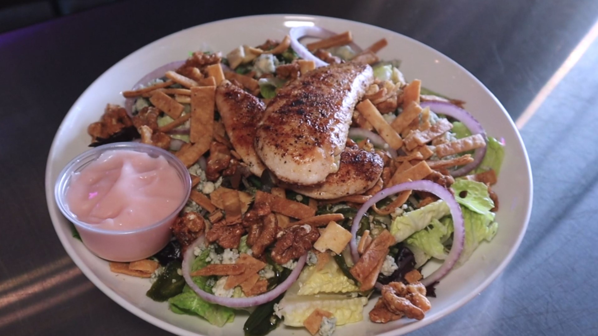 Cocktail specials at Swig Restaurant Perrysburg Ohio | wtol.com