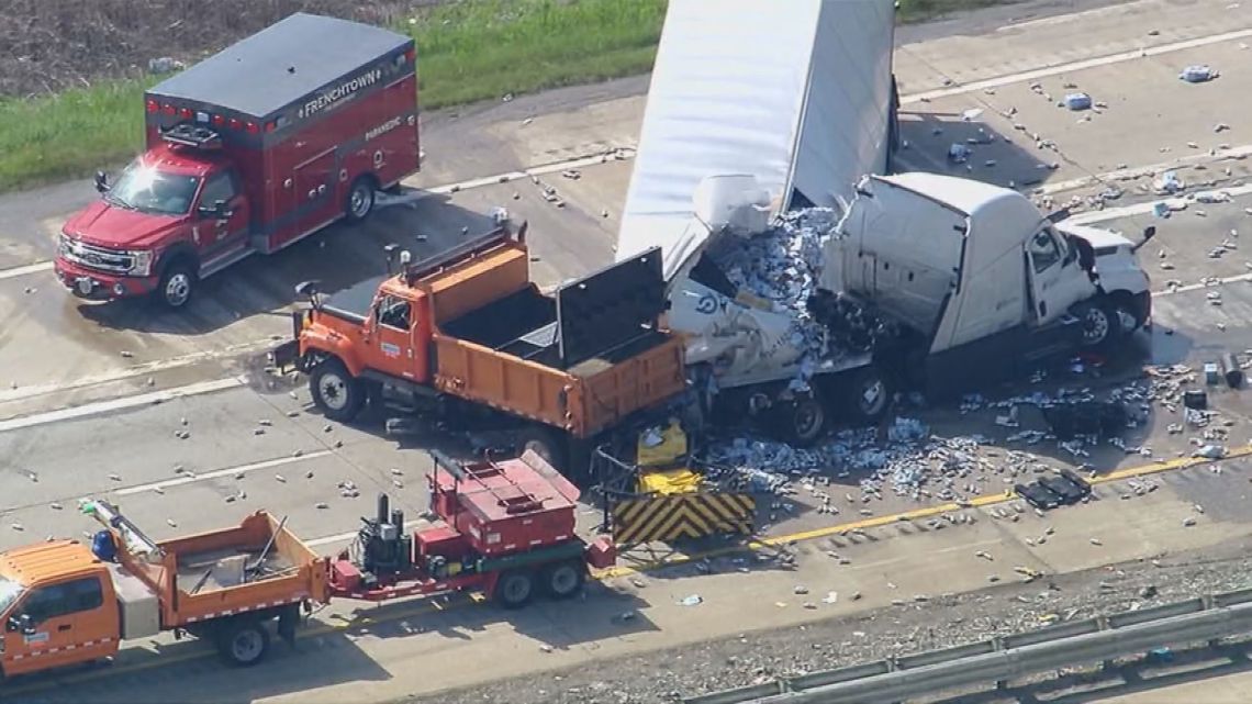 Construction workers injured, semi-truck driver killed in Monroe County ...