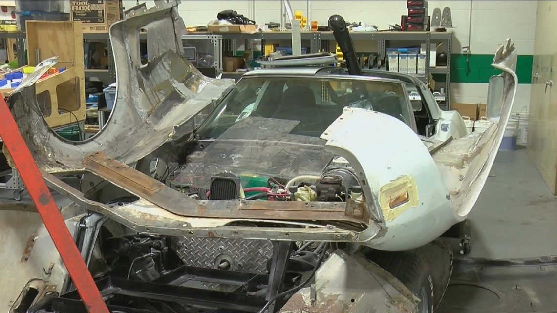 Toledo Technology Academy Preps Students For Electric Vehicles Wtol