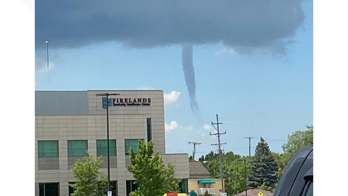 Waterspout spotted near Sandusky, Ohio | wtol.com