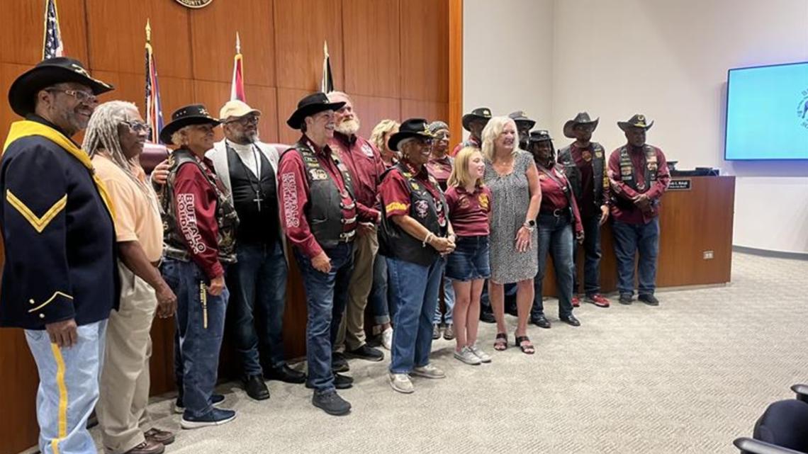 Toledo honors local Buffalo Soldiers with flag-raising ceremony | wtol.com
