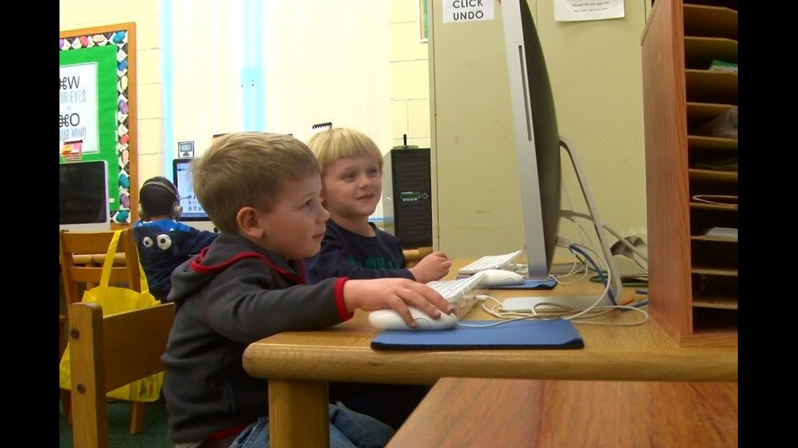 Ottawa Hills elementary students learn computer programming with 'Hour ...
