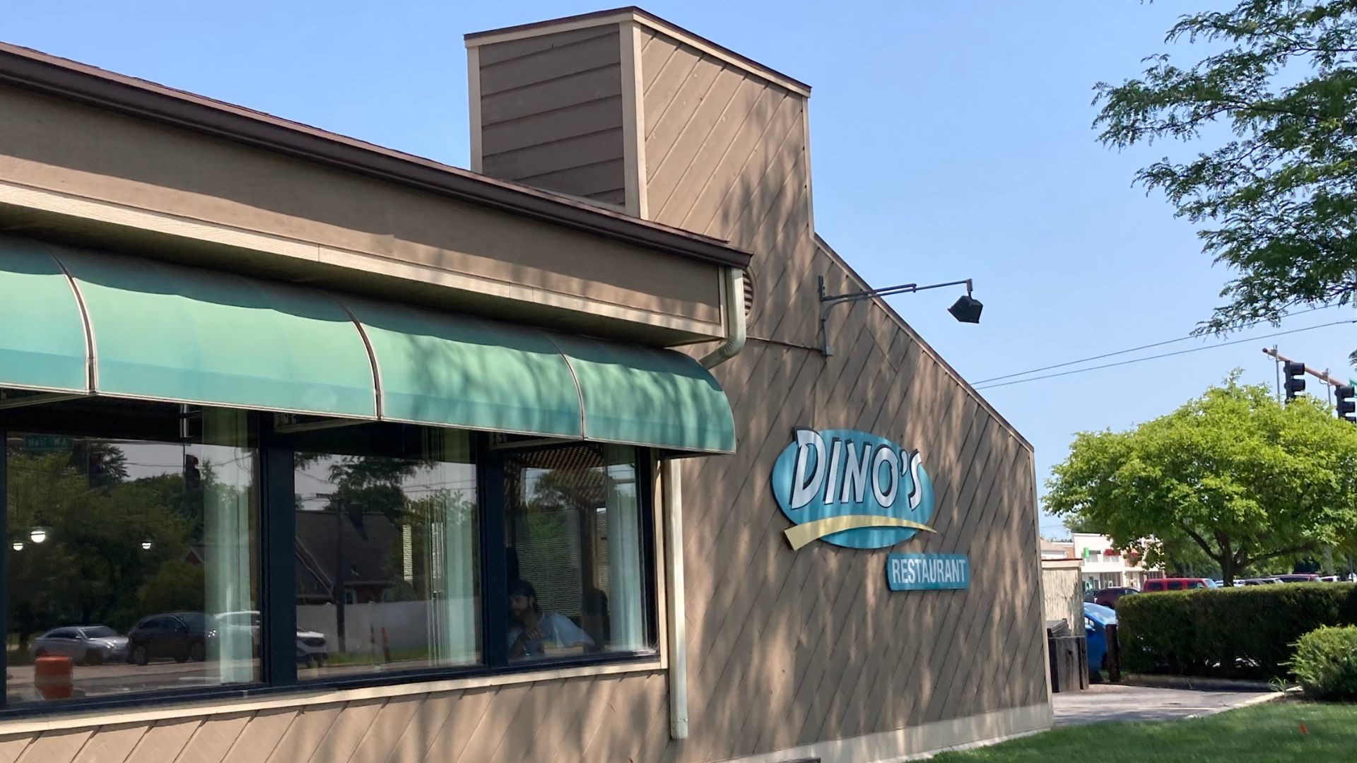 'He was my right-hand man': Beloved Maumee diner closes permanently ...