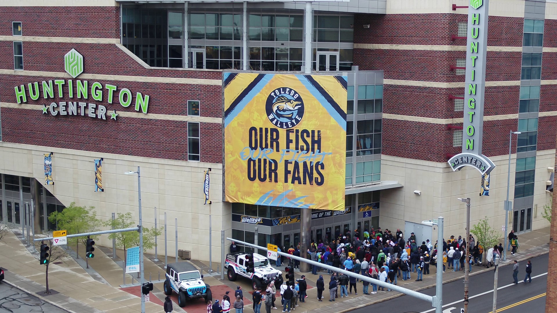 What to expect for Toledo Walleye home opening weekend | wtol.com