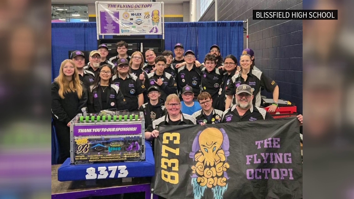 Blissfield High School robotics team heading to the world championship ...