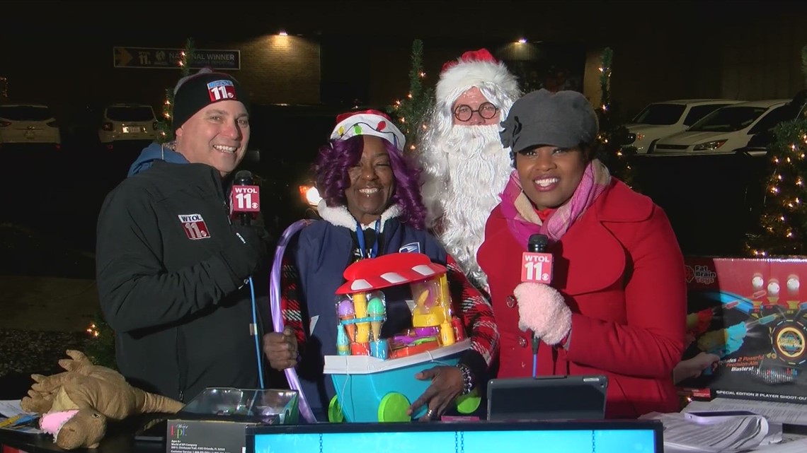 Postal workers give back to foster kids in need | Gift of Joy 2023 ...