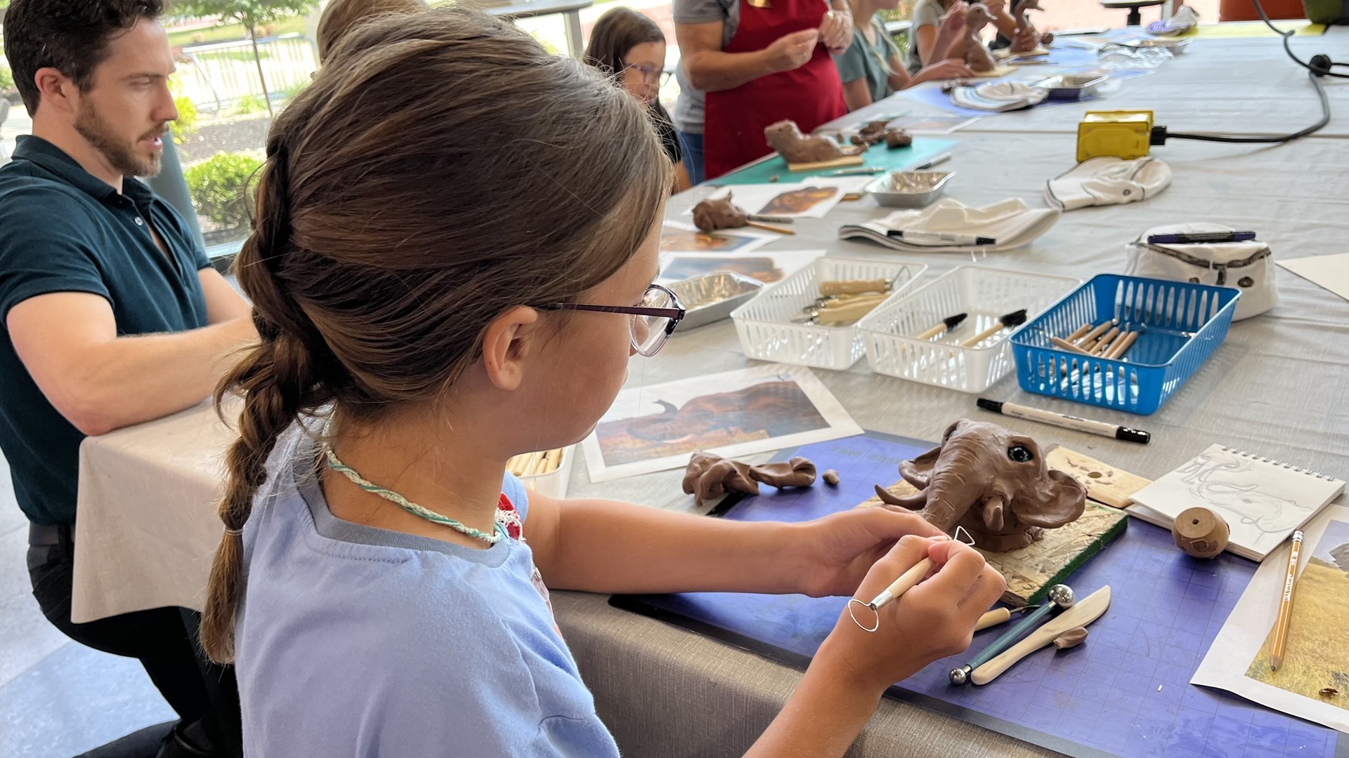 Students learn skills in creative mediums at 2023 Mazza Art Camp | wtol.com