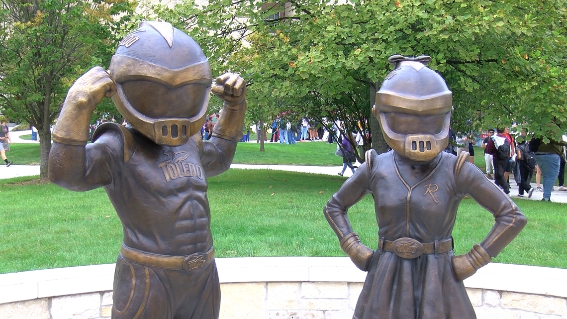 UToledo to unveil new mascot statues | wtol.com