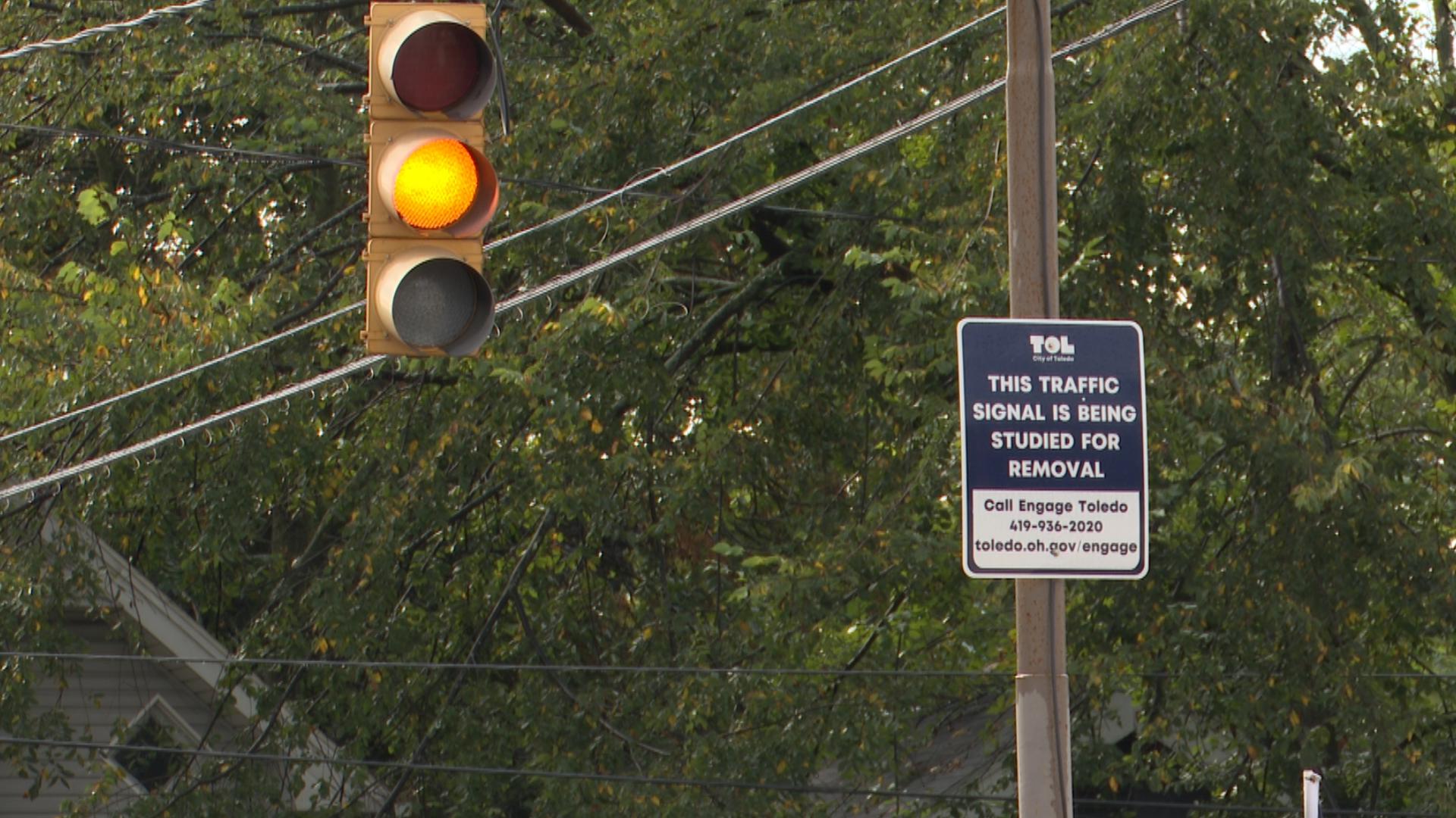 City studying traffic signal at intersection of fatal crash on Jackman ...