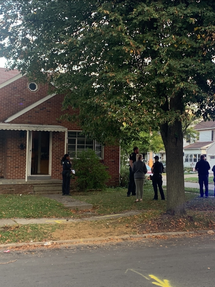 Juvenile dies after being shot in head in west Toledo | wtol.com