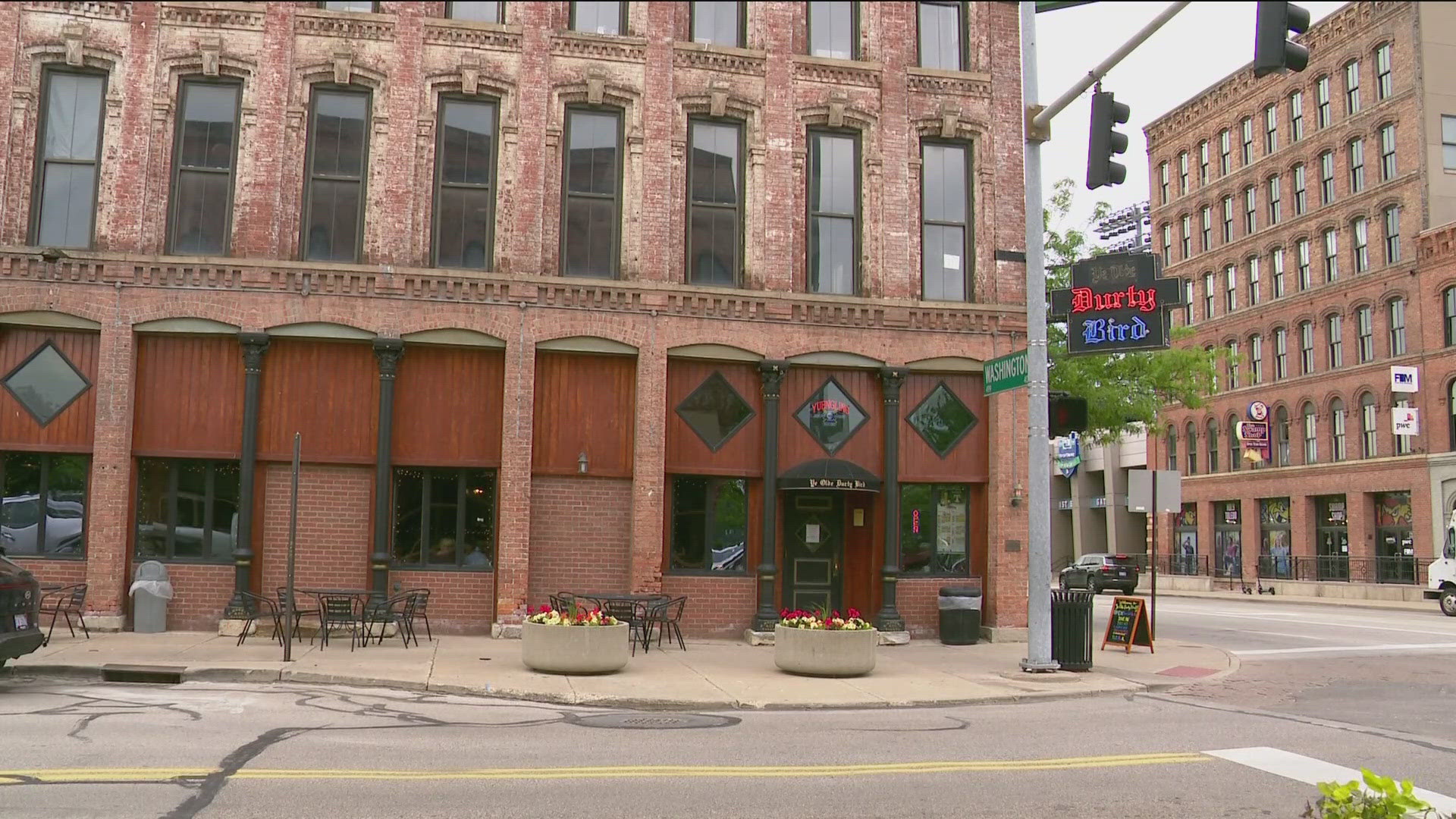 Ye Olde Durty Bird reopens after fire cleanup | wtol.com