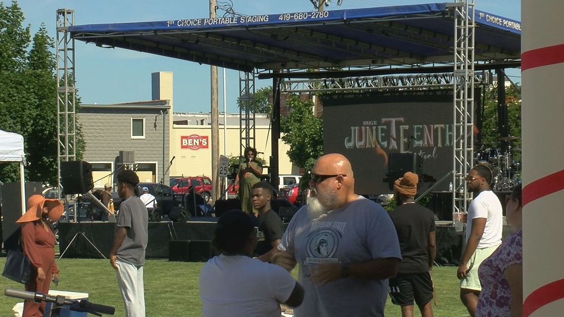 Hundreds gather in BG to celebrate newest national holiday | wtol.com