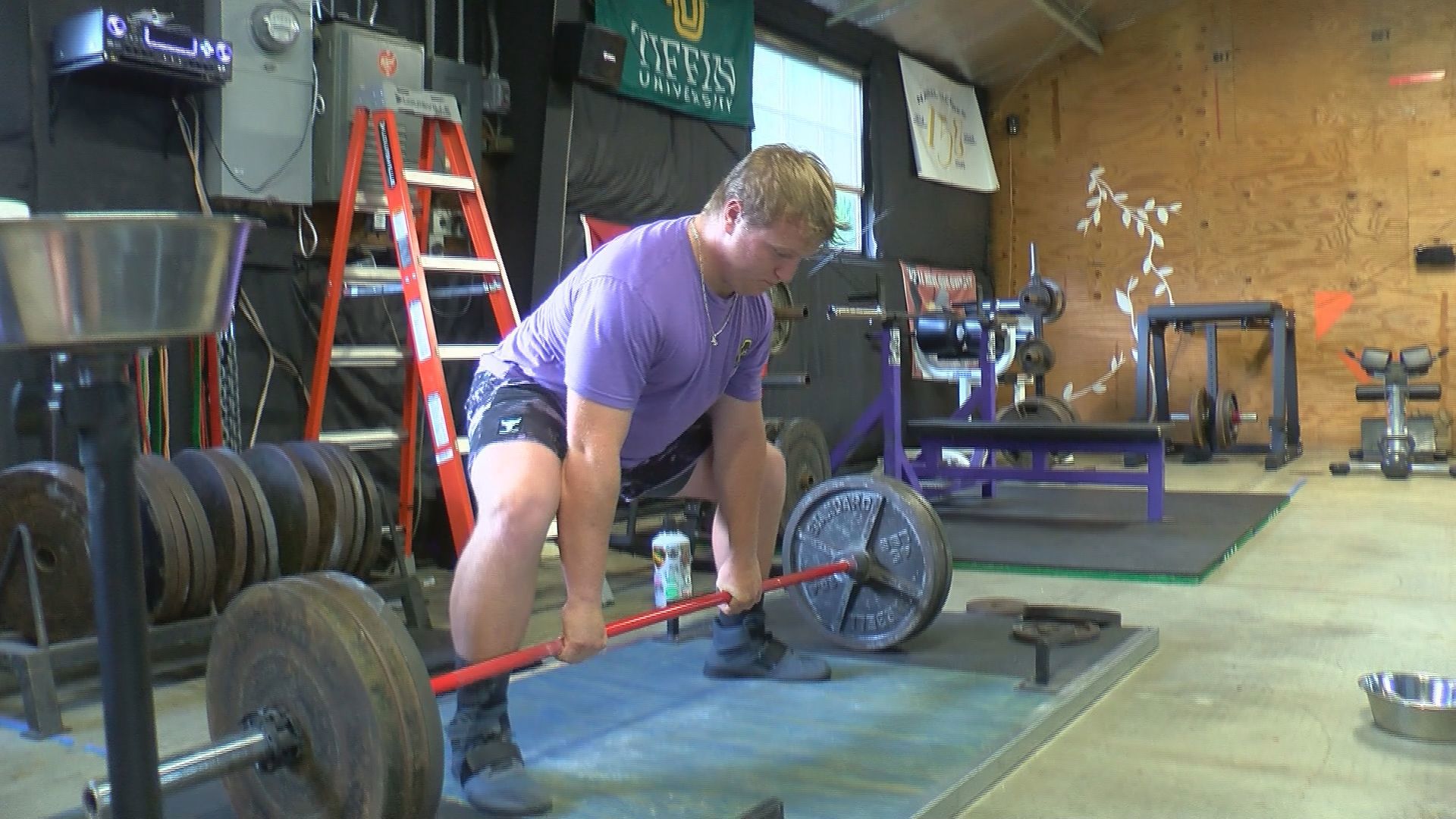 Hopewell-Loudon high schooler sets unofficial world record in deadlift ...