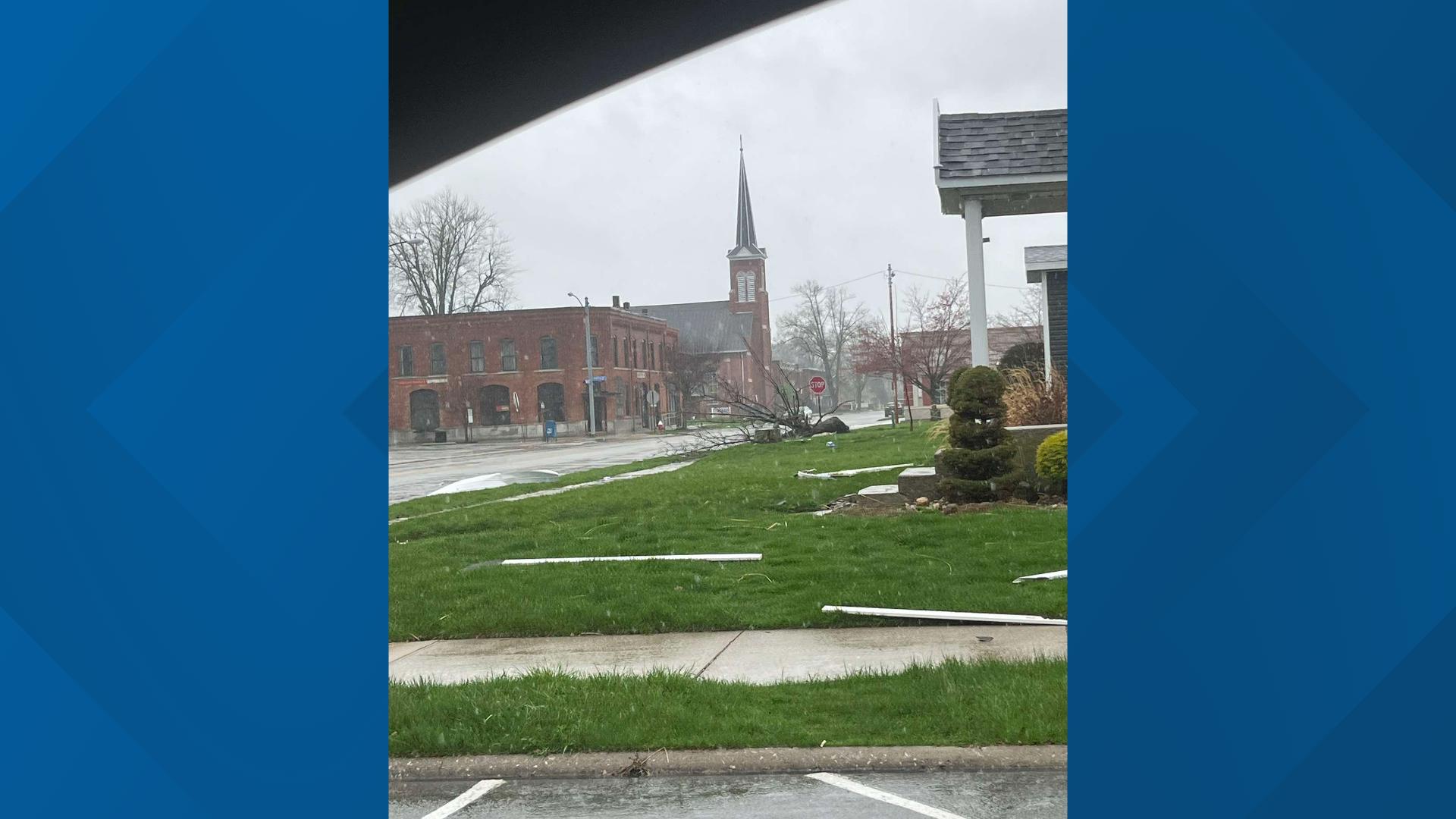 Strong storms cause extensive damage in downtown Defiance | wtol.com