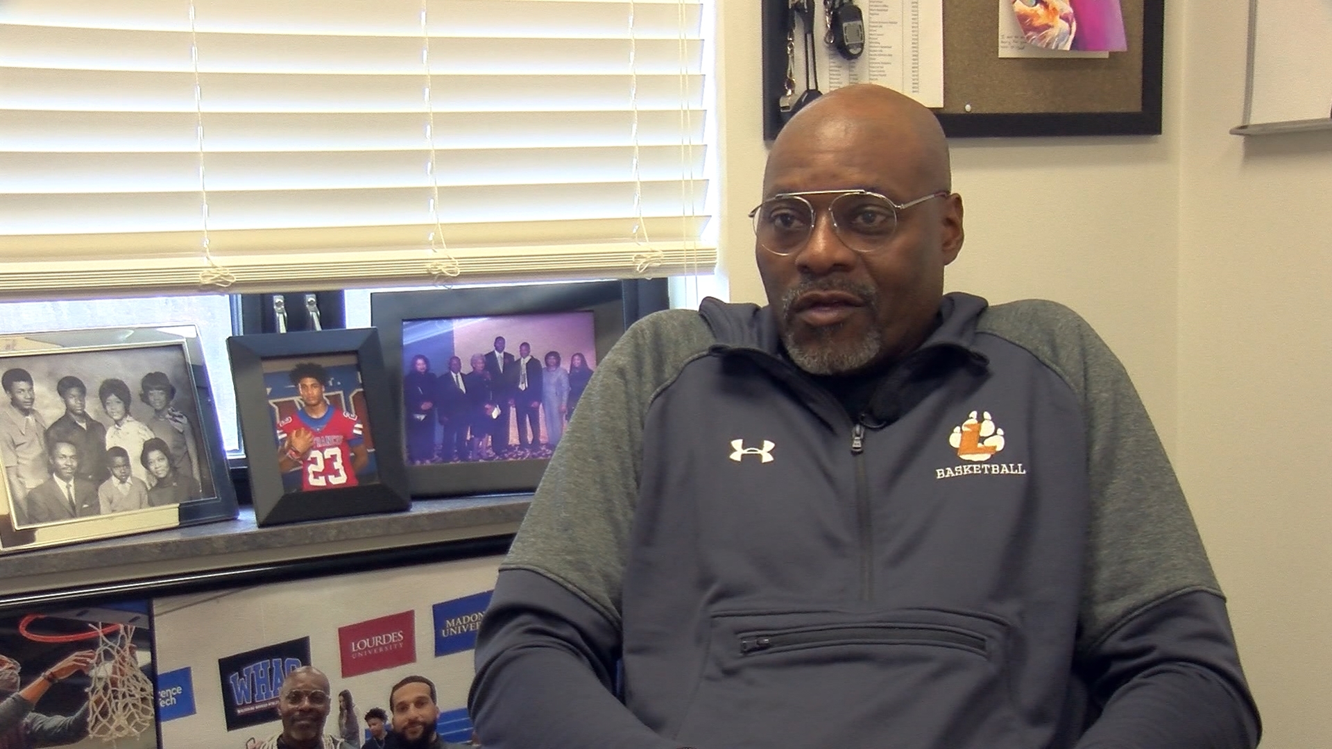 Dennis Hopson named new athletic director at Bowsher High School | wtol.com