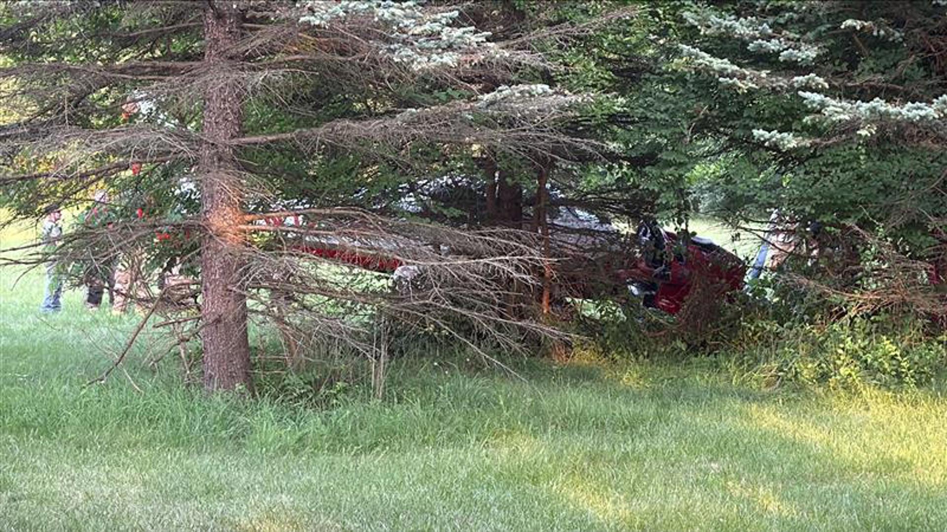Pilot uninjured in plane crash at Toledo Suburban Airport | wtol.com