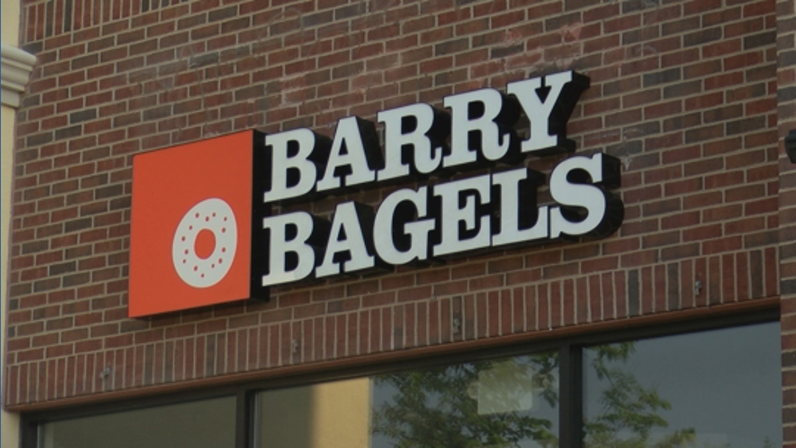 Barry Bagels announces expansion | wtol.com