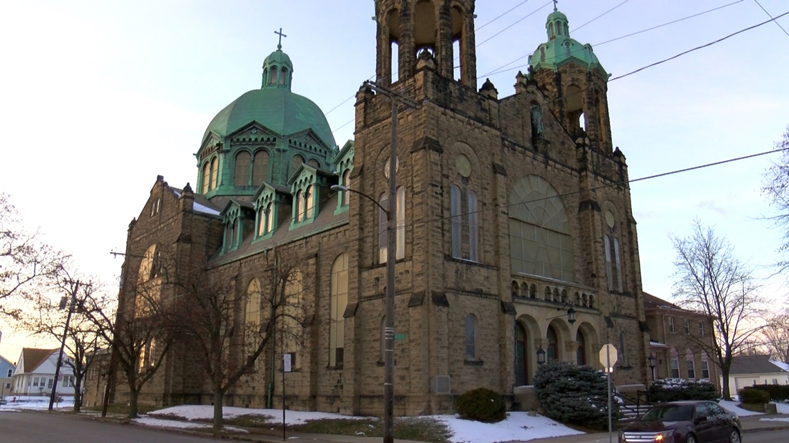 Restaurant owner seeks to turn vacant Catholic church into homeless ...