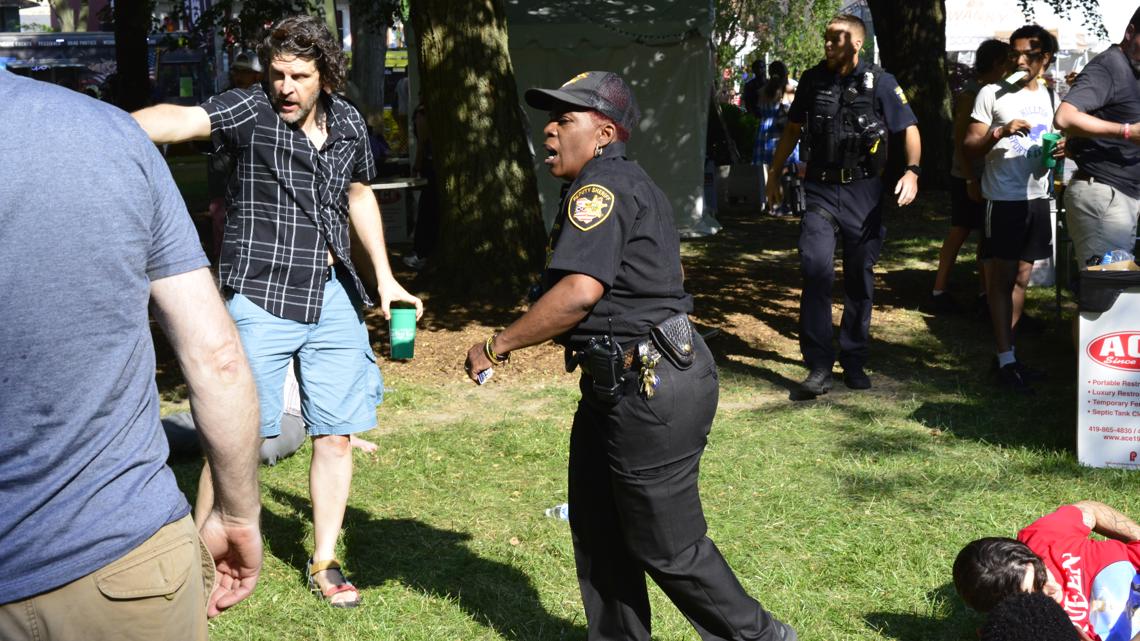 IN PHOTOS: First responders, bystanders help victims after Old West End ...