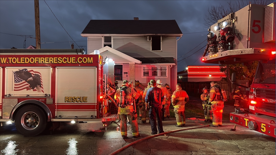 Firefighters contain central Toledo house fire on True Street | wtol.com
